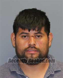 Recent Booking / Mugshot for FREDDY ORBIN HERNANDEZ VASQUEZ in Clarke ...