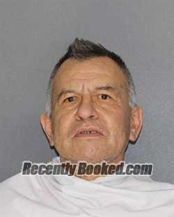 Recent Booking / Mugshot for MANUEL ALVAREZ CASTRO in Ellis County, Texas