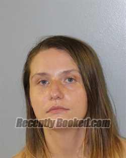Recent Booking / Mugshot for DEANNA DENISE COMBS in Dickenson County ...