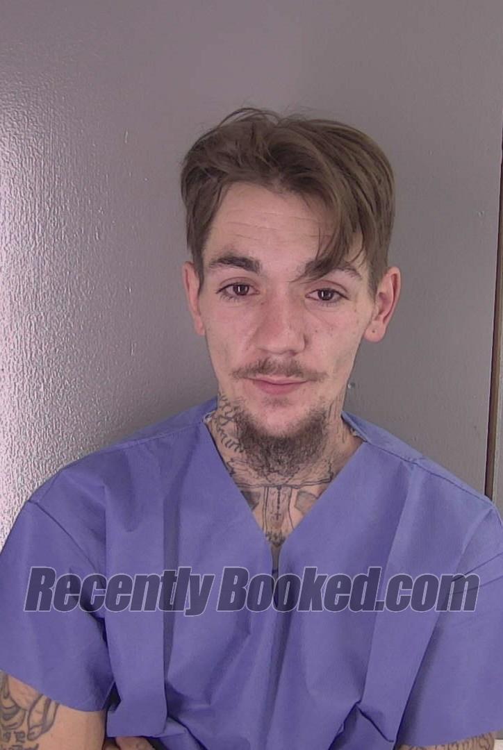 Recent Booking / Mugshot for HUNTER JAMES SMITH in Fauquier County ...