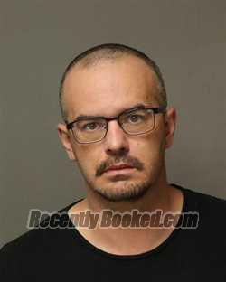 Recent Booking / Mugshot for BRANDON DWYANE LINEBERRY in Grayson County ...