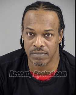 Recent Booking / Mugshot for SEAN ANTONIO TOLIVER in Henrico County ...