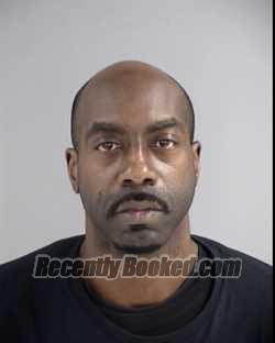 Recent Booking / Mugshot for LESLIE ERICK BAILEY in Henrico County ...
