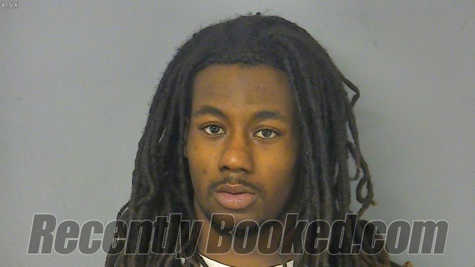Recent Booking / Mugshot for DAMONTE TYREE DIXON in James City County ...
