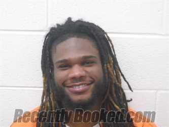 Recent Booking / Mugshot for JAYVONTE ERRION MCDANIELS in Richmond ...