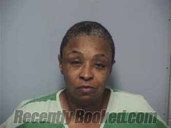 Recent Booking / Mugshot for CHARLOTTE RENEE SAUNDERS in Roanoke County ...