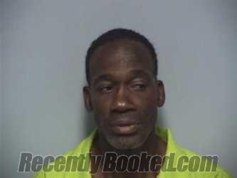 Recent Booking / Mugshot for DWAYNE LYNN MORRIS in Roanoke County, Virginia