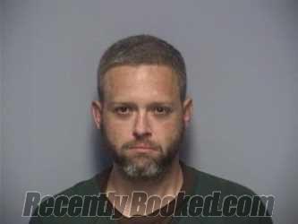 Recent Booking / Mugshot for CHRISTOPHER MATTHEW EANES in Roanoke ...