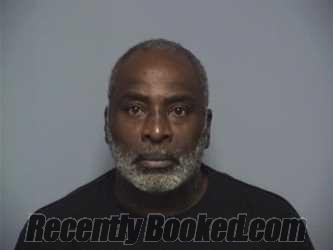 Recent Booking / Mugshot for LAMONT EDWARD LOCKETT in Roanoke County ...