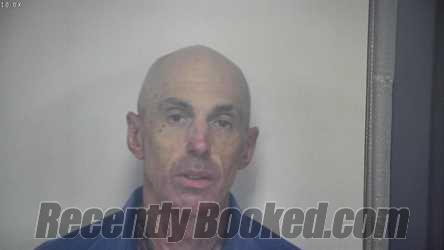 Recent Booking / Mugshot for ROBERT SHEA TUTTLE in Rockbridge County ...