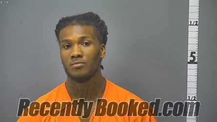 Recent Booking / Mugshot for JADEN DAEQUAN MARTIN in Rockingham County, Virginia