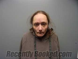 Recent Booking / Mugshot for DANIELLE ANN BEAVERS in Russell County ...