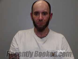 Recent Booking / Mugshot for Joshua Ryan Trivett in Russell County ...