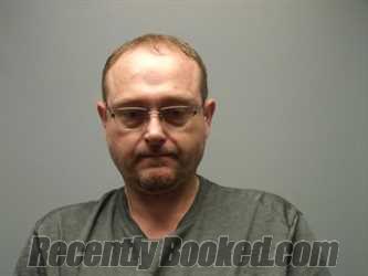 Recent Booking / Mugshot for Timothy Ray Lester in Russell County, Virginia