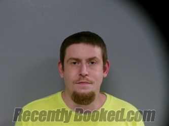 Recent Booking / Mugshot for ZACHARY RYAN BARTON in Russell County ...