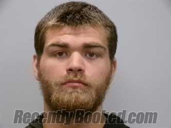 Recent Booking / Mugshot for Bascom Larry Lee Tiller in Scott County ...