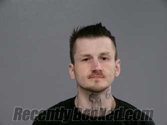 Recent Booking / Mugshot for Chadrick Allen Helton in Scott County ...