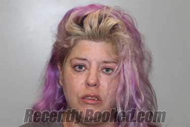 Recent Booking / Mugshot for Crystal Michelle Roark in Scott County ...