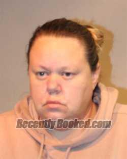 Recent Booking / Mugshot for Elizabeth Eva Sweeney in Scott County ...