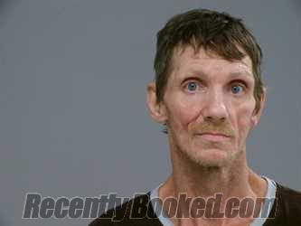 Recent Booking / Mugshot for James Jason Caperton in Scott County, Virginia