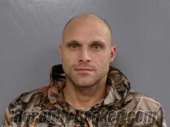 Recent Booking / Mugshot for Matthew Derrick Hackney in Scott County ...