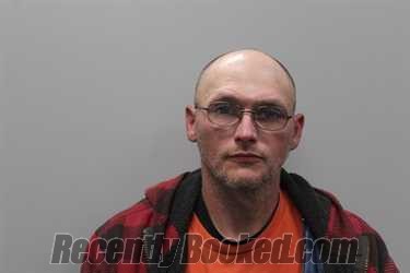 Recent Booking / Mugshot for Travis Ray Holley in Scott County, Virginia