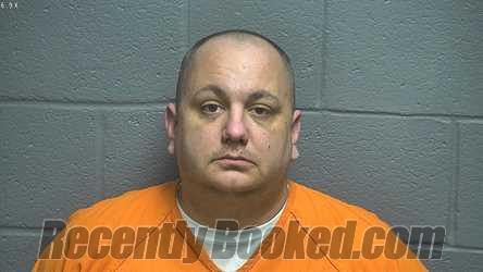 Recent Booking / Mugshot for Dustin Travis Casteel in Shenandoah County ...