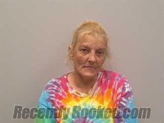 Recent Booking / Mugshot for Angela Gayle Knuckles in Smyth County ...