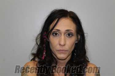 Recent Booking / Mugshot for Dustin Gabrielle Compton in Smyth County ...