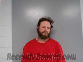 Recent Booking / Mugshot for DANIEL CRAIG LOWE in Smyth County, Virginia