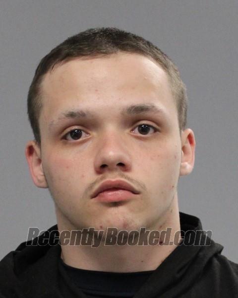 Recent Booking / Mugshot for Ethan Blain Carter Cline in Smyth County ...