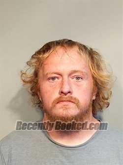 Recent Booking / Mugshot for Dustin Shane Couch in Tazewell County ...