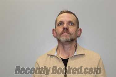 Recent Booking / Mugshot for John Thomas Carder in Tazewell County ...