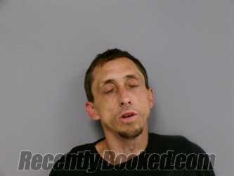 Recent Booking / Mugshot for Jonathan Michael Duty in Tazewell County ...