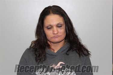 Recent Booking / Mugshot for Paris Nacole Duncan in Tazewell County ...