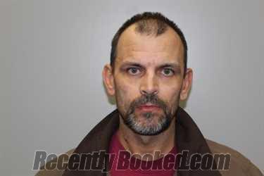 Recent Booking / Mugshot for William David Francis in Tazewell County ...