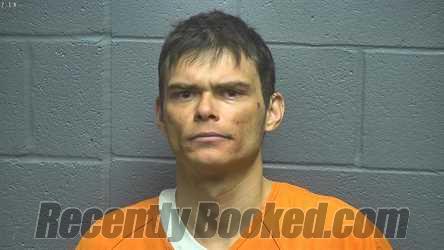 Recent Booking / Mugshot for ANTHONY AUSTIN DONOVAN in Warren County ...