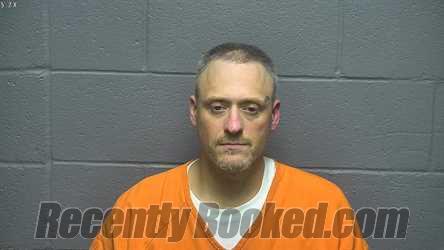 Recent Booking / Mugshot for AARON BENJAMIN KESSLER in Warren County ...