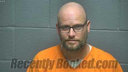Recent Booking / Mugshot for CHRISTOPHER MICHAEL MEYERS in Warren ...