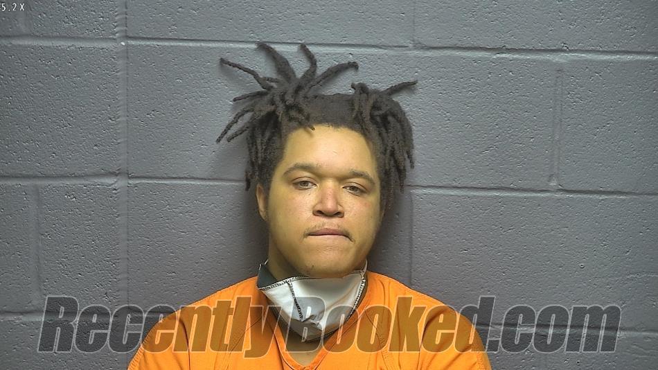 Recent Booking / Mugshot for DEVON JAMAL AUSBERRY in Warren County ...
