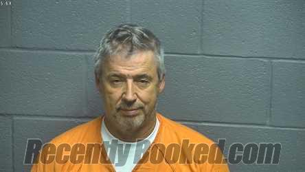 Recent Booking / Mugshot for HAROLD MICHAEL KNIGHT in Warren County ...