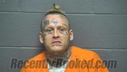 Recent Booking / Mugshot for JUSTIN LEE DEAVERS in Warren County, Virginia