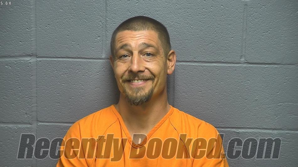 Recent Booking / Mugshot for JOSHUA ROBERT FRITTS in Warren County ...