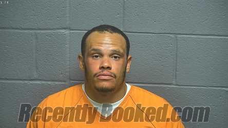 Recent Booking / Mugshot for JULIAN ALEXANDER MONTANEZ in Warren County ...