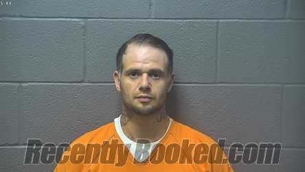 Recent Booking / Mugshot for JUSTIN DEAN PARKER in Warren County, Virginia