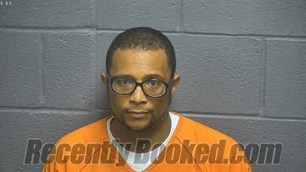 Recent Booking / Mugshot for JORELL JORY SMITH in Warren County, Virginia