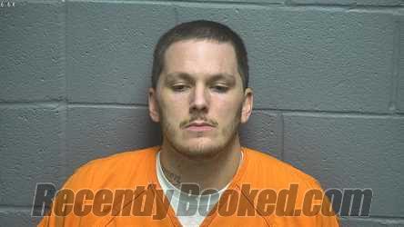 Recent Booking / Mugshot for JUSTIN WILLIAM TAYLOR in Warren County ...