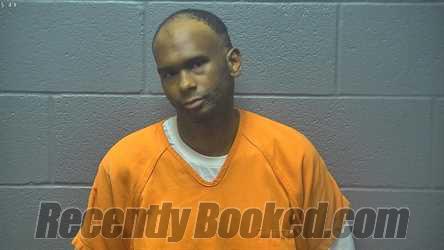 Recent Booking / Mugshot for LAMONT ANTONIO MURRAY in Warren County, Virginia