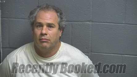 Recent Booking / Mugshot for MICHAEL PAUL HIVELY in Warren County, Virginia