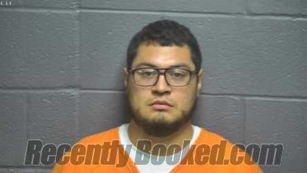 Recent Booking / Mugshot for RONALD EDWIN MACHUCA REQUENO in Warren ...